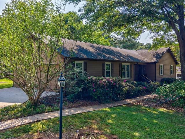 1161 Windsor Drive