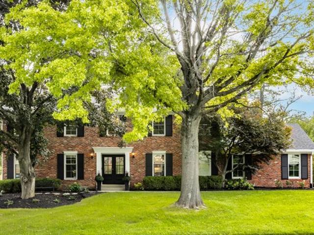 11623 Forest Dr, Carmel, IN 46033