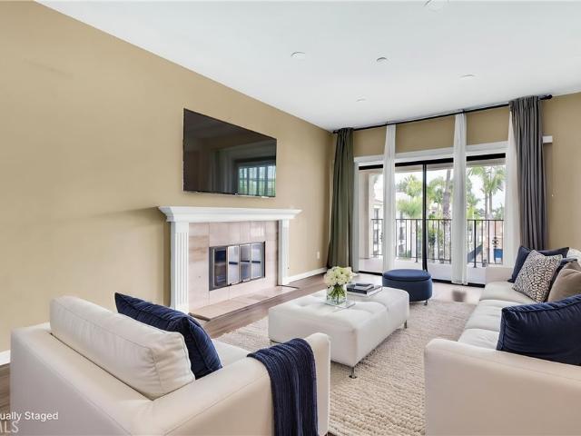 11620 Warner 621
