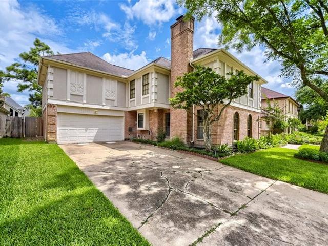 11622 Manor Park Dr, Houston, TX 77077