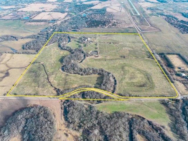 11627 SW Indianola Rd, Augusta, KS 67010