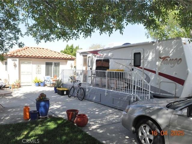 11624 Ridgemark Rd, Apple Valley, CA 92308
