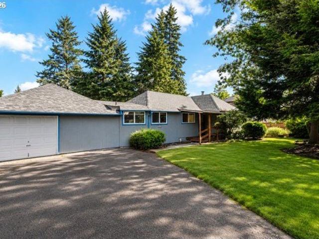 11625 NE Siskiyou St, Portland, OR 97220