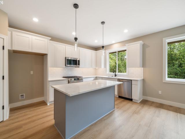 11625 Sawgrass PL