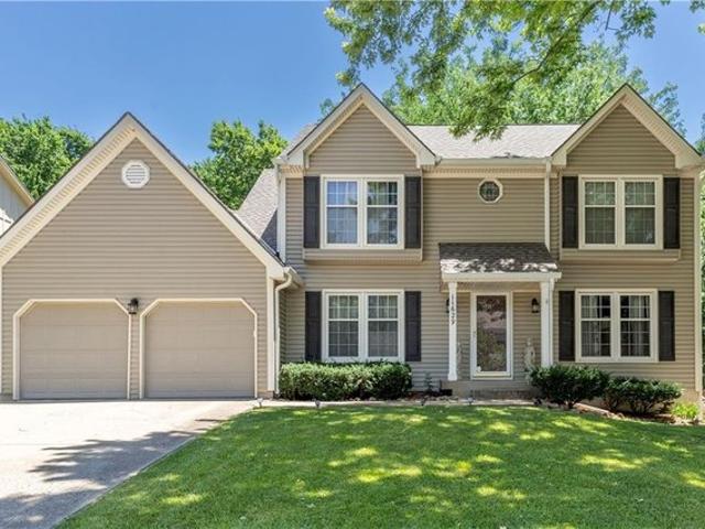 11629 Bond St, Overland Park, KS 66210
