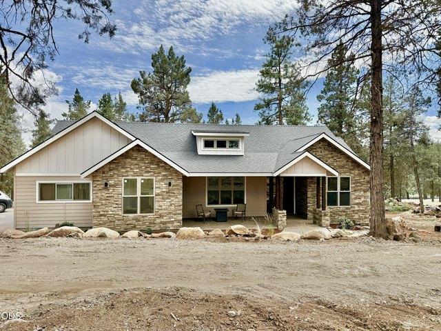 11629 Crossbill Dr, Klamath Falls, OR 97601