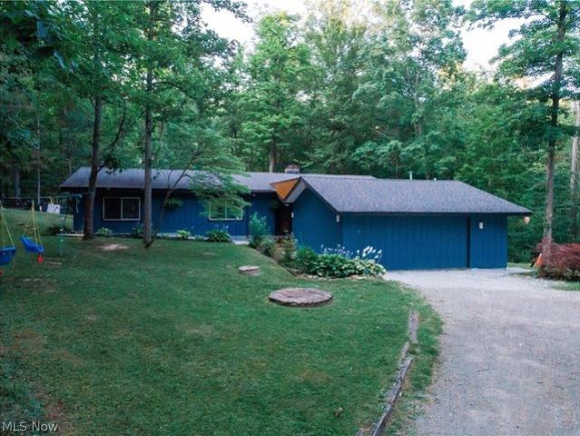 11629 Edgewood Rd, Chardon, OH 44024