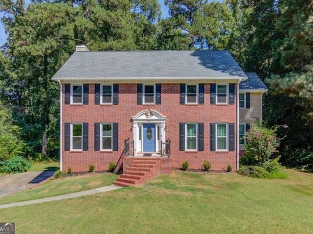 1162 Melton Dr SW, Lilburn, GA 30047