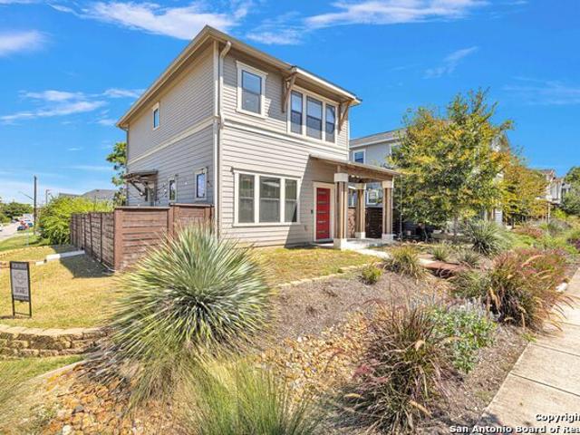1162 N Olive St