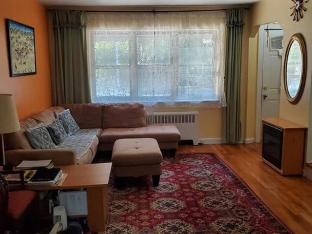 1162 Adee Ave, Bronx, NY 10469