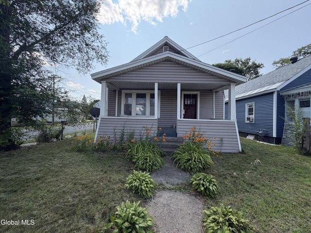 1162 Forest Rd, Schenectady, NY 12303