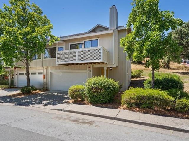 1162 Redwood Blvd, Novato, CA 94947
