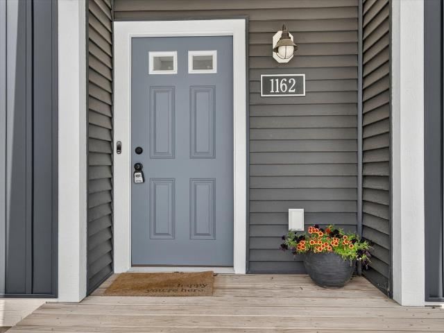 1162 Stagecoach Drive