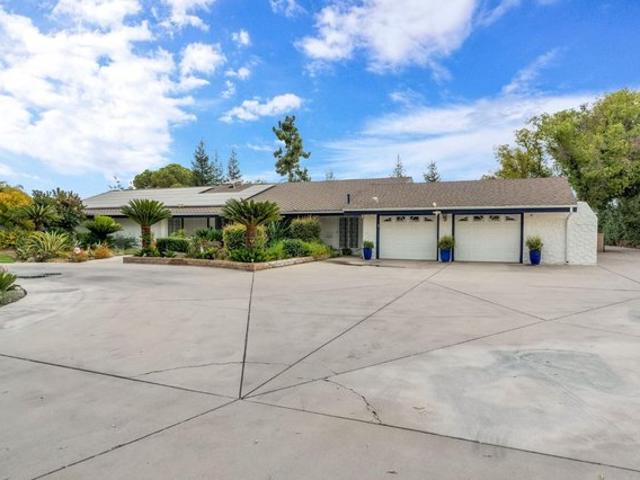 1162 S Fowler Ave, Fresno, CA 93727