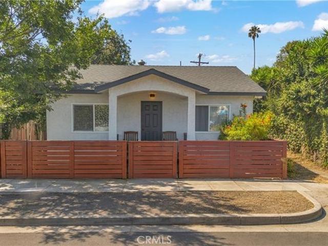 1162 W 39th Pl, Los Angeles, CA 90037