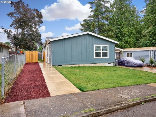 11633 warbler ln