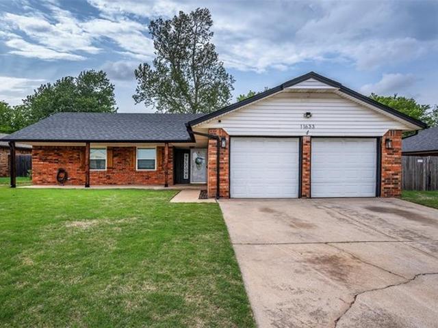 11633 Sagamore Dr, Yukon, OK 73099