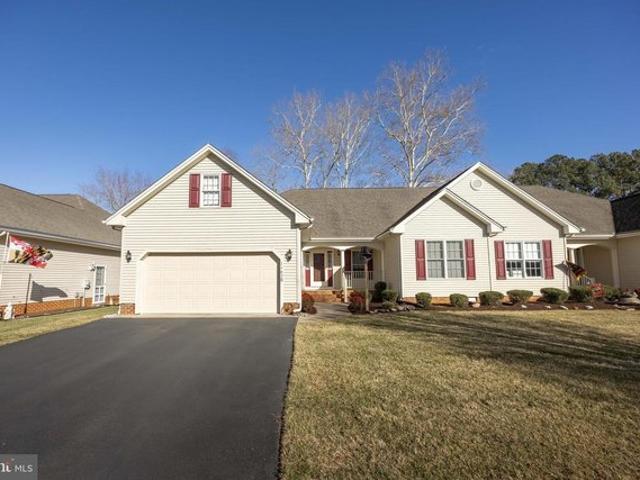 11635 Dennis Dr, Princess Anne, MD 21853
