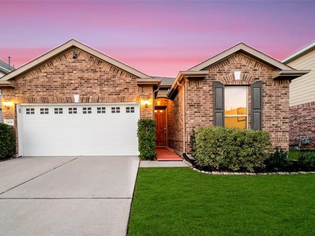 11638 Rosewood Forest Ct, Houston, TX 77038