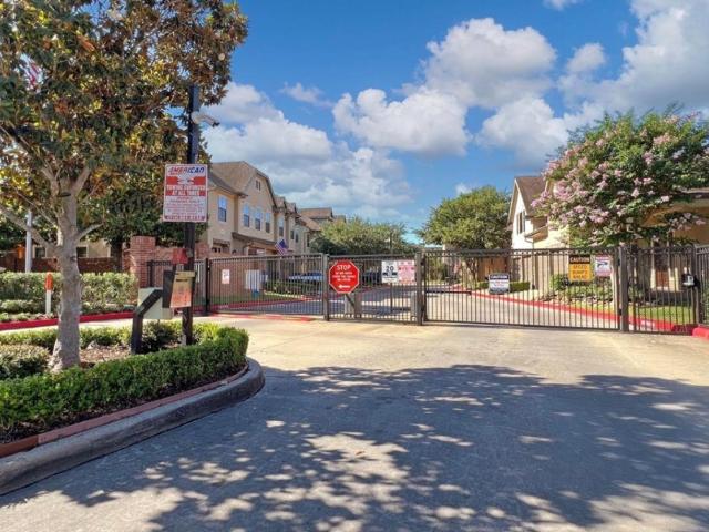 11638 Royal Oaks View, Houston, TX 77082 | MLS #86269