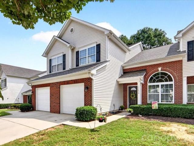 11638 Stockdale Ct, Pineville, NC 28134