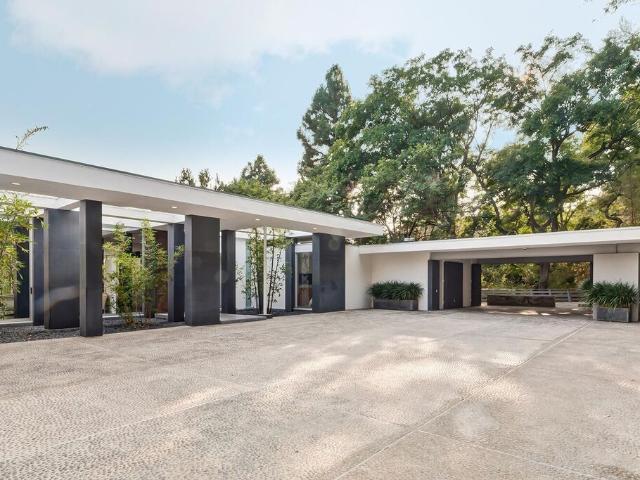 1163 Calle Vista Dr, Beverly Hills, CA 90210 | MLS #26646 | Compass