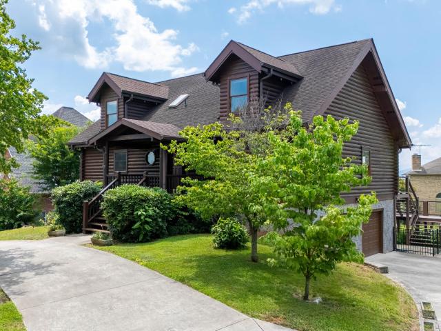 1163 Country Club Rd