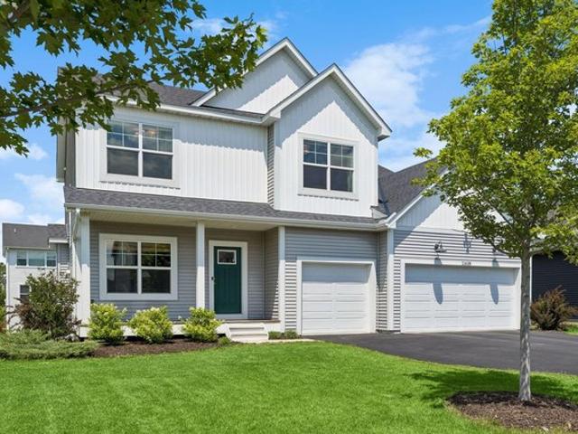 1163 th St N, Lake Elmo, MN 55042