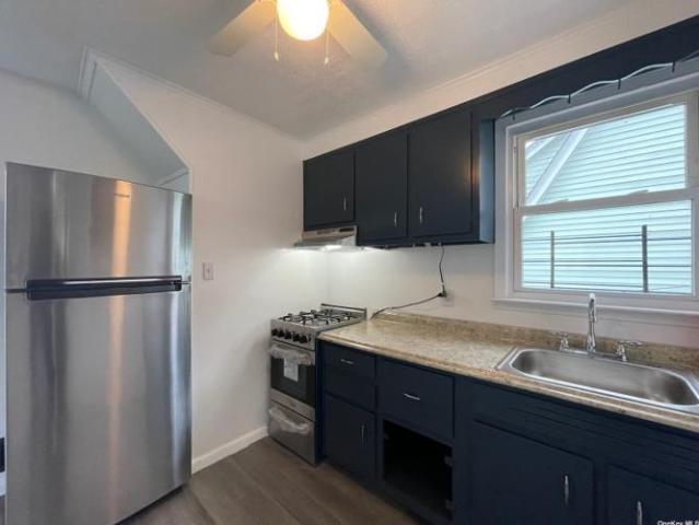 116 04 140Th St 2, Jamaica, NY
