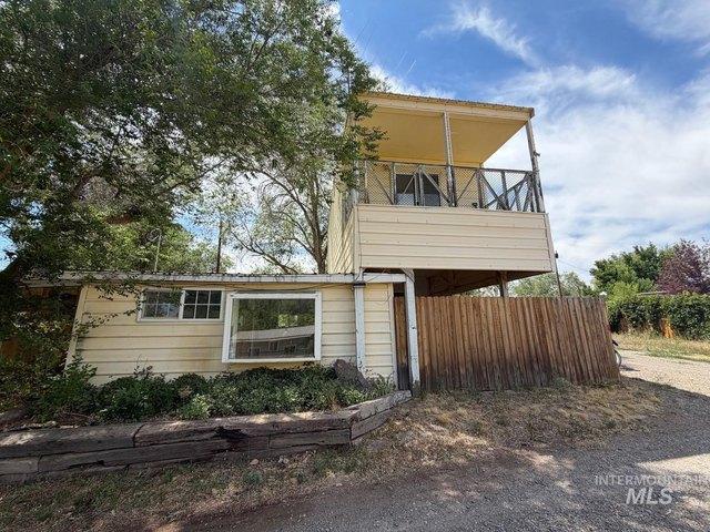 116 118 McCulloch Dr, West Magic, ID 83352