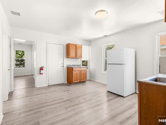 116 1 st Street