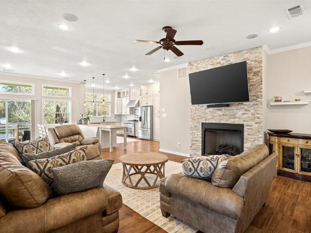 116 1st Oak Drive