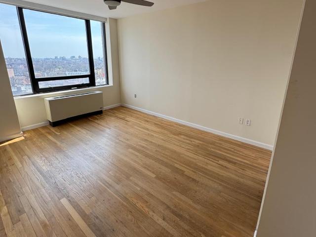 116 24 Grosvenor 11D