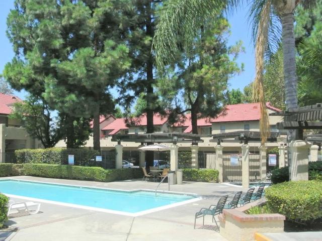 116 2 Bedroom Apartment for Rent at OAKCREST, Fontana, CA 92337 Southwest Industrial Park