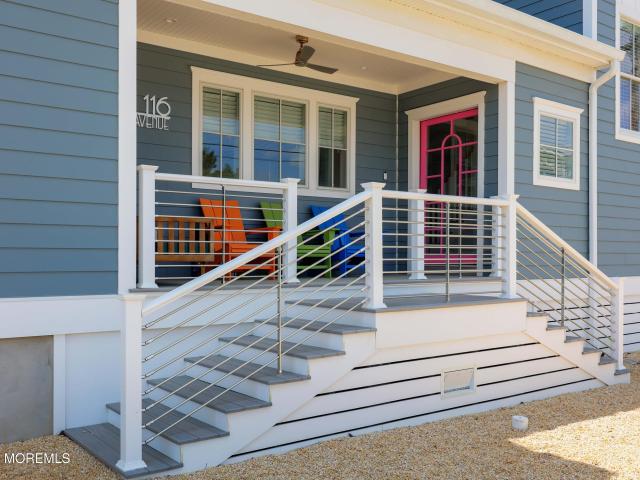116 8th Avenue
