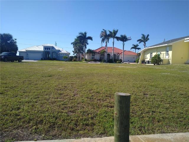 116 Colonial St SE, Port Charlotte, FL 33952 | MLS #A4590