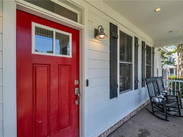 116 Colonial WAY