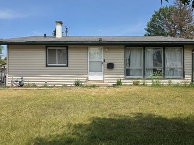 116 Cordova Rd, Carpentersville, IL 60110