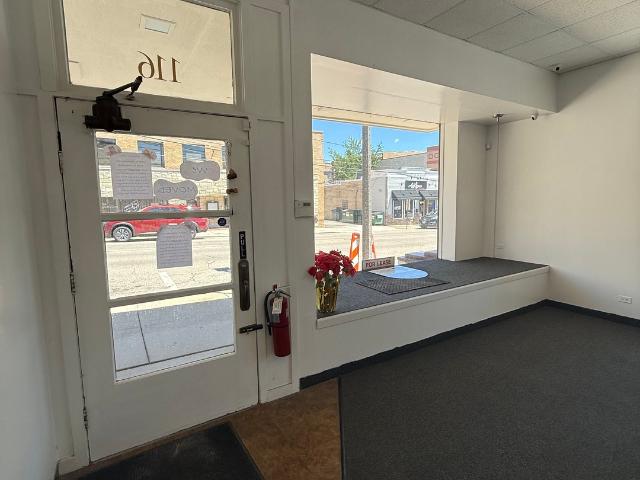 116 Calhoun Street E