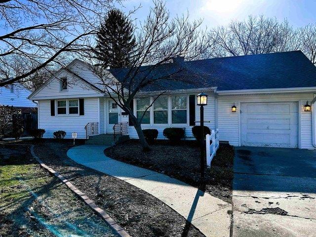116 Calvin Park Blvd S, Rockford, IL 61108
