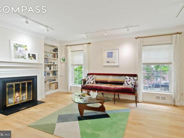 116 Cameron Mews, Alexandria, VA