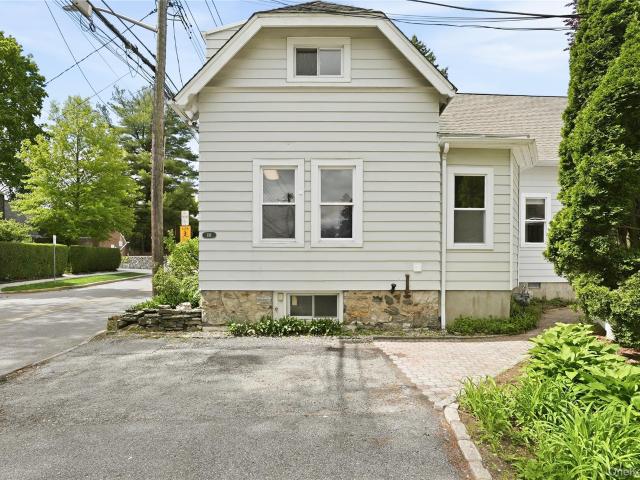 116 Carpenter Avenue