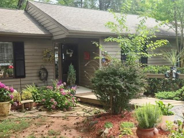 116 Cedar Hollow Dr, Fort Mill, SC 29715