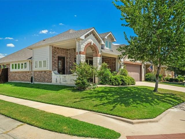 116 Cimmaron Ct, Alvarado, TX 76009