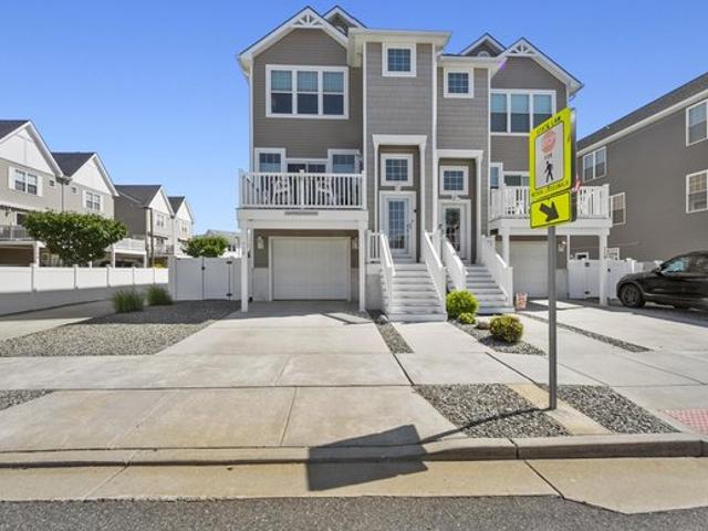 116 Anglesea Dr, North Wildwood, NJ 08260