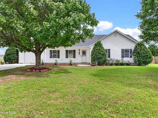 116 Annie Rd, Richlands, NC 28574
