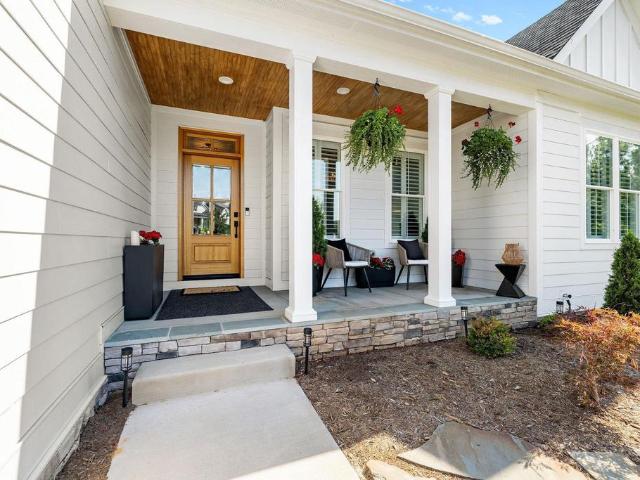 116 Applewood Dr