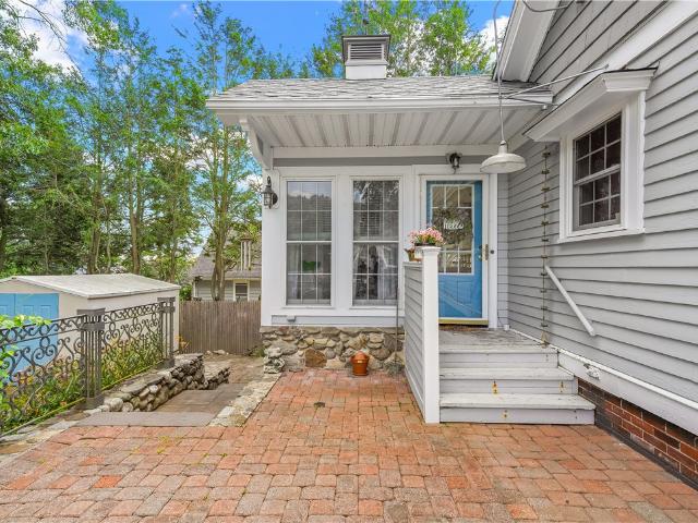 116 Benbridge Avenue
