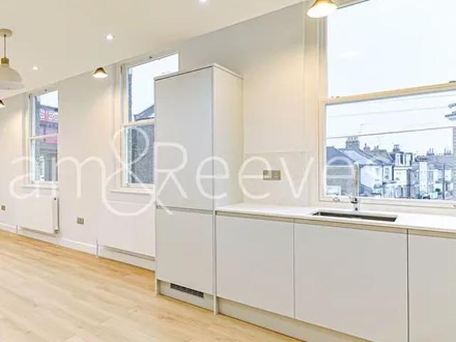 116 Disraeli Road, London, SW15 2DX, United Kingdom | 2 bed apartment for rent #166934084 | Rentberry