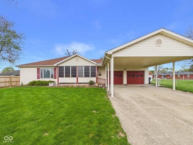 116 E 51st St, Anderson, IN 46013
